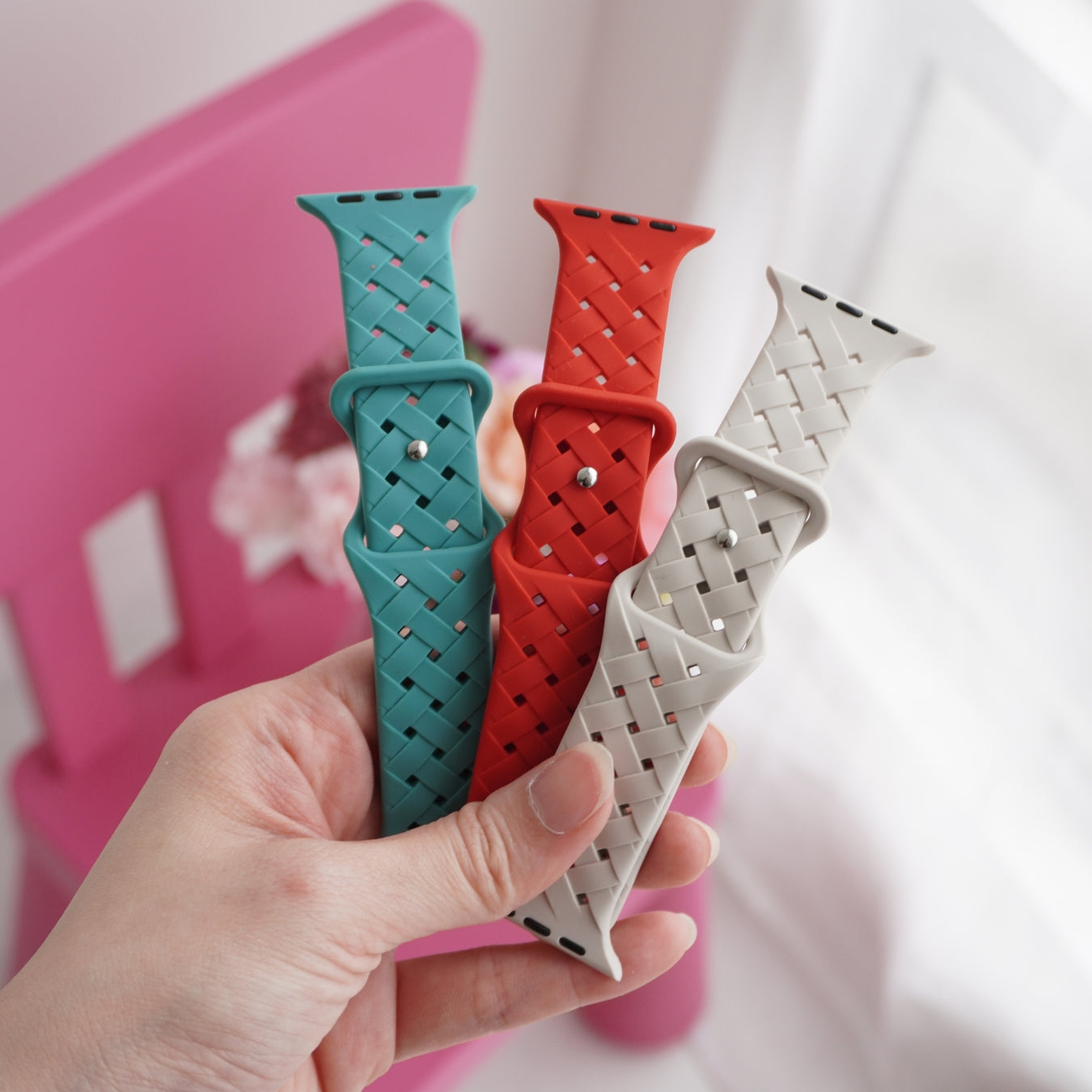 Athleisure – Chic Straps