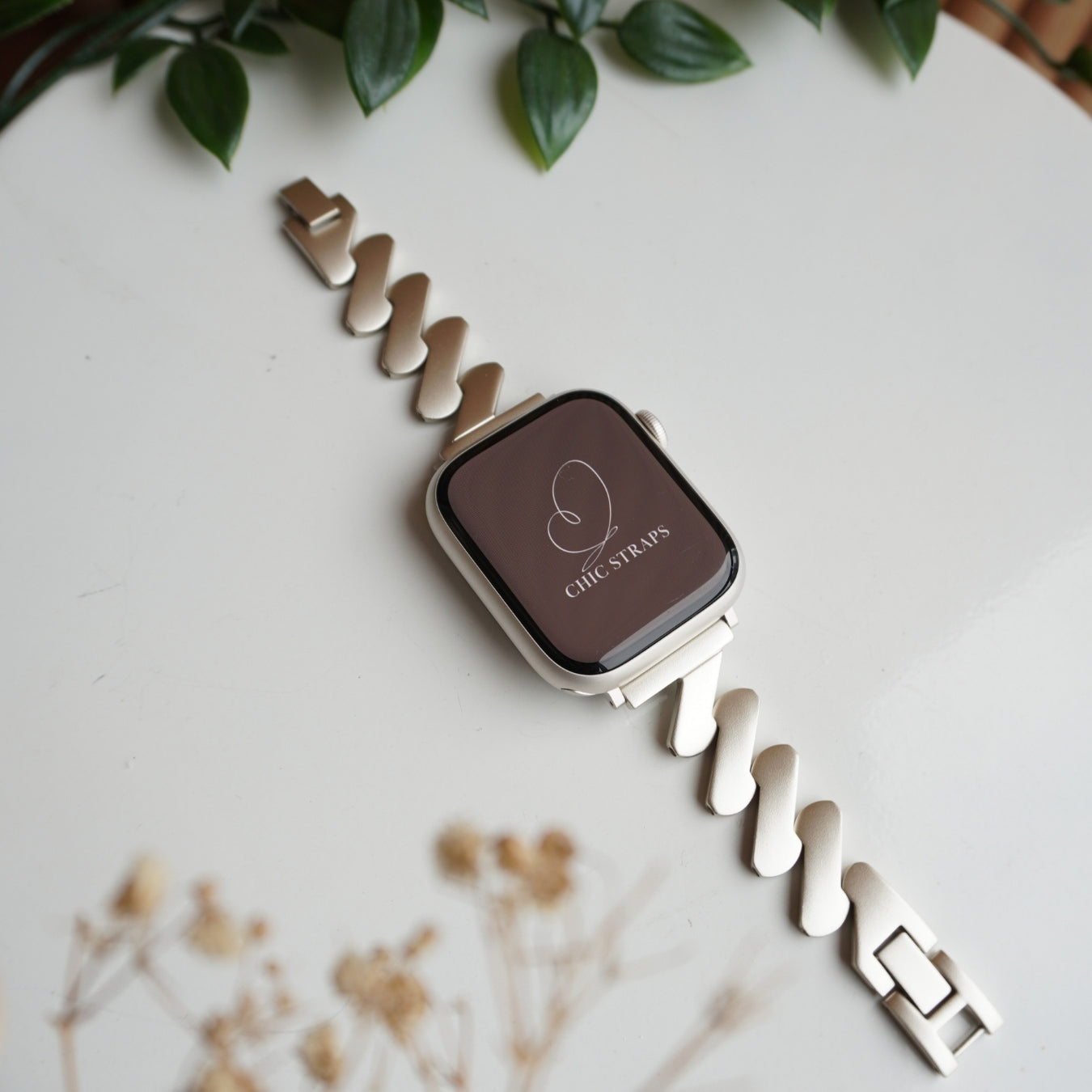 Goddess – Chic Straps